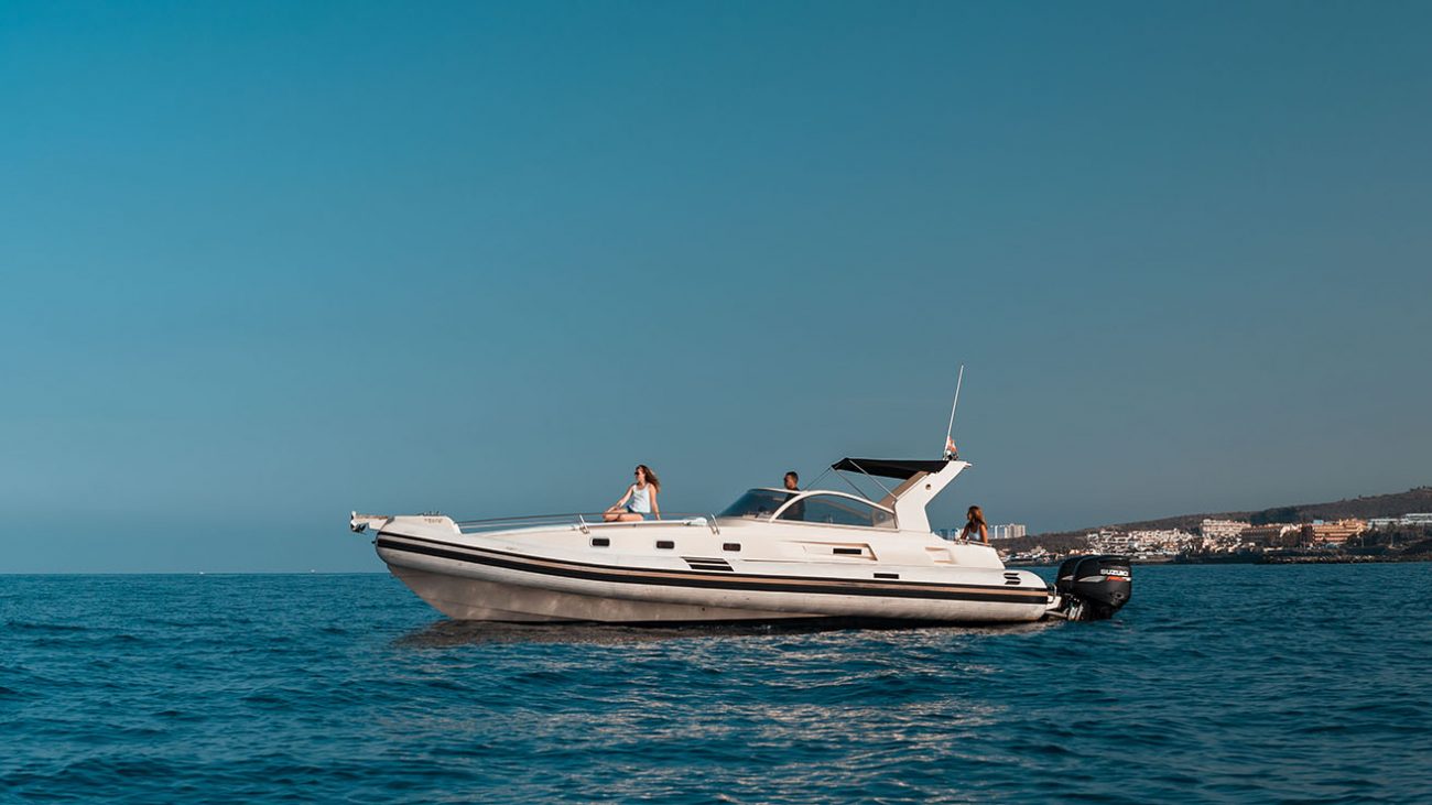 Sailing Opera 33 - Water Sports Tenerife